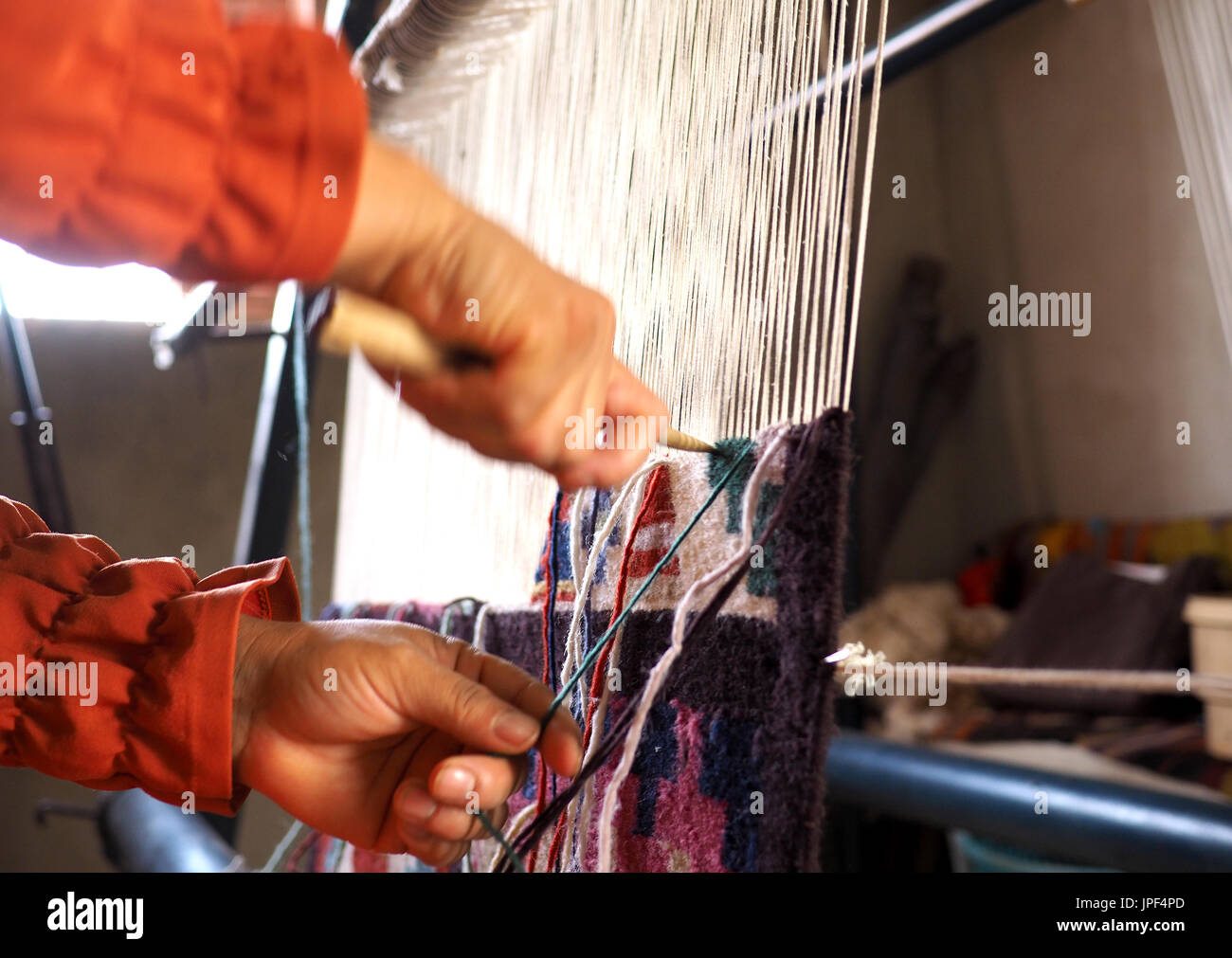 Village carpet weaving hi-res stock photography and images - Alamy