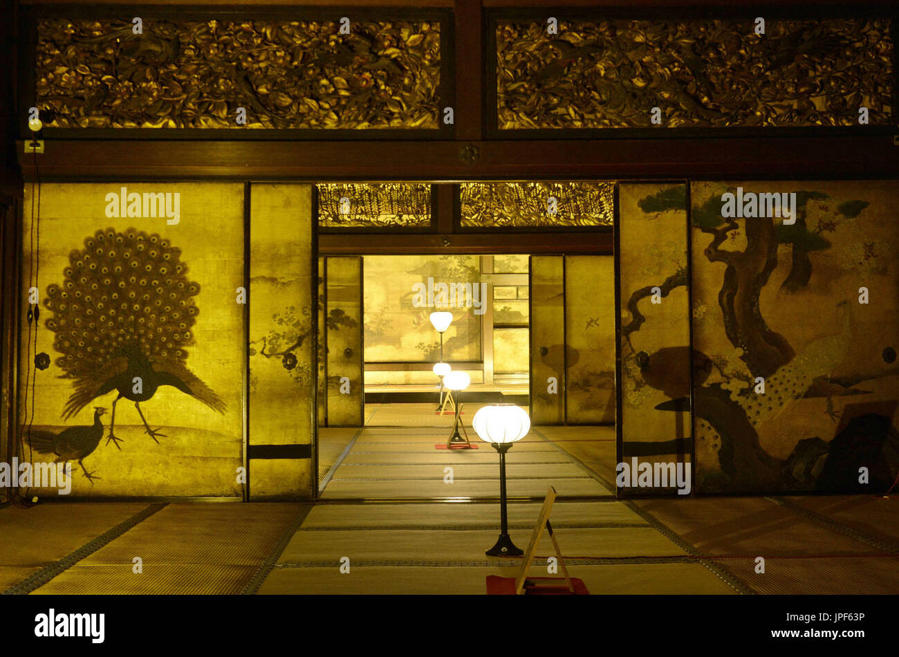 Shoin, a room designated as a national treasure in the Nishi Honganji ...