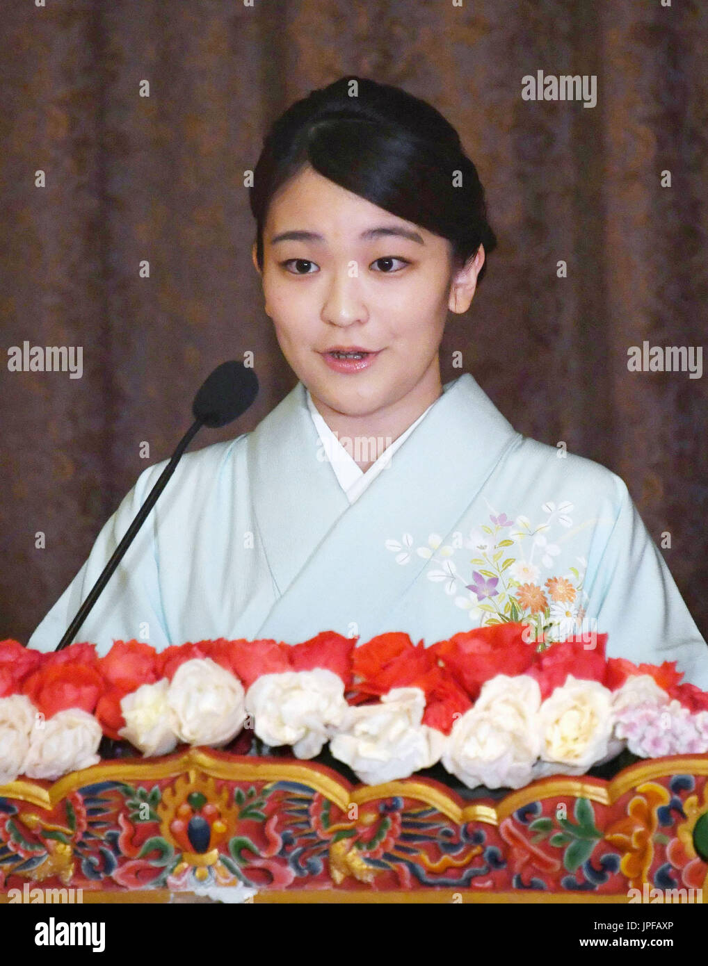 Princess Mako, the first grandchild of Japanese Emperor Akihito and ...