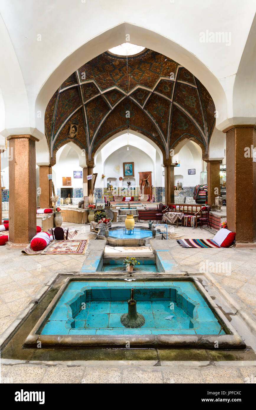 Iran traditional architecture hi-res stock photography and images - Alamy