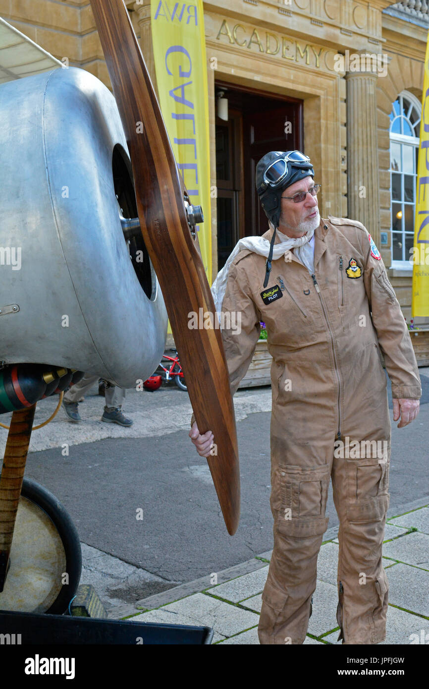 Bristol, UK. 1st August, 2017. Pilot David Bremner seen showing his WWW ...