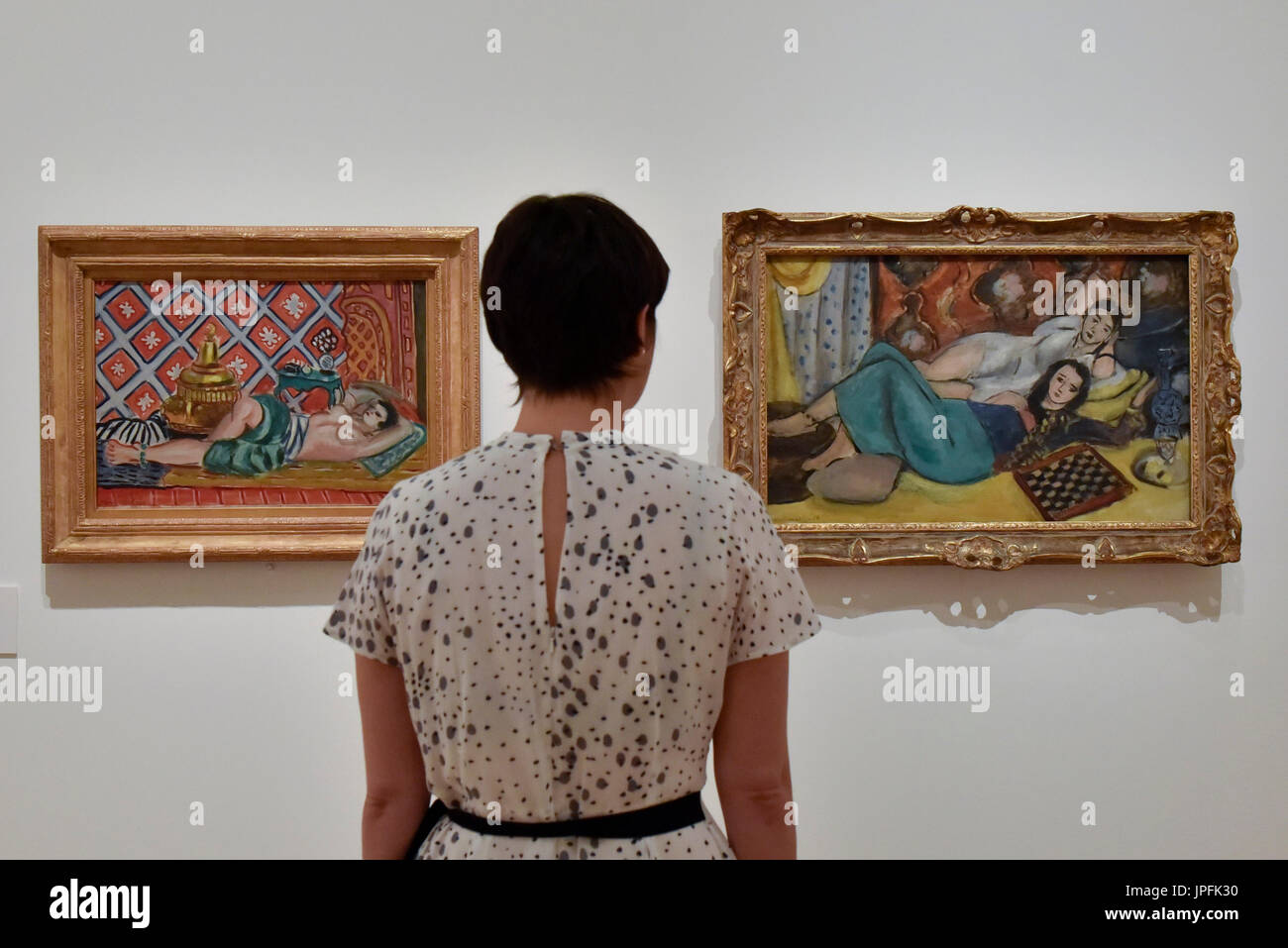 Reclining odalisque hi-res stock photography and images - Alamy