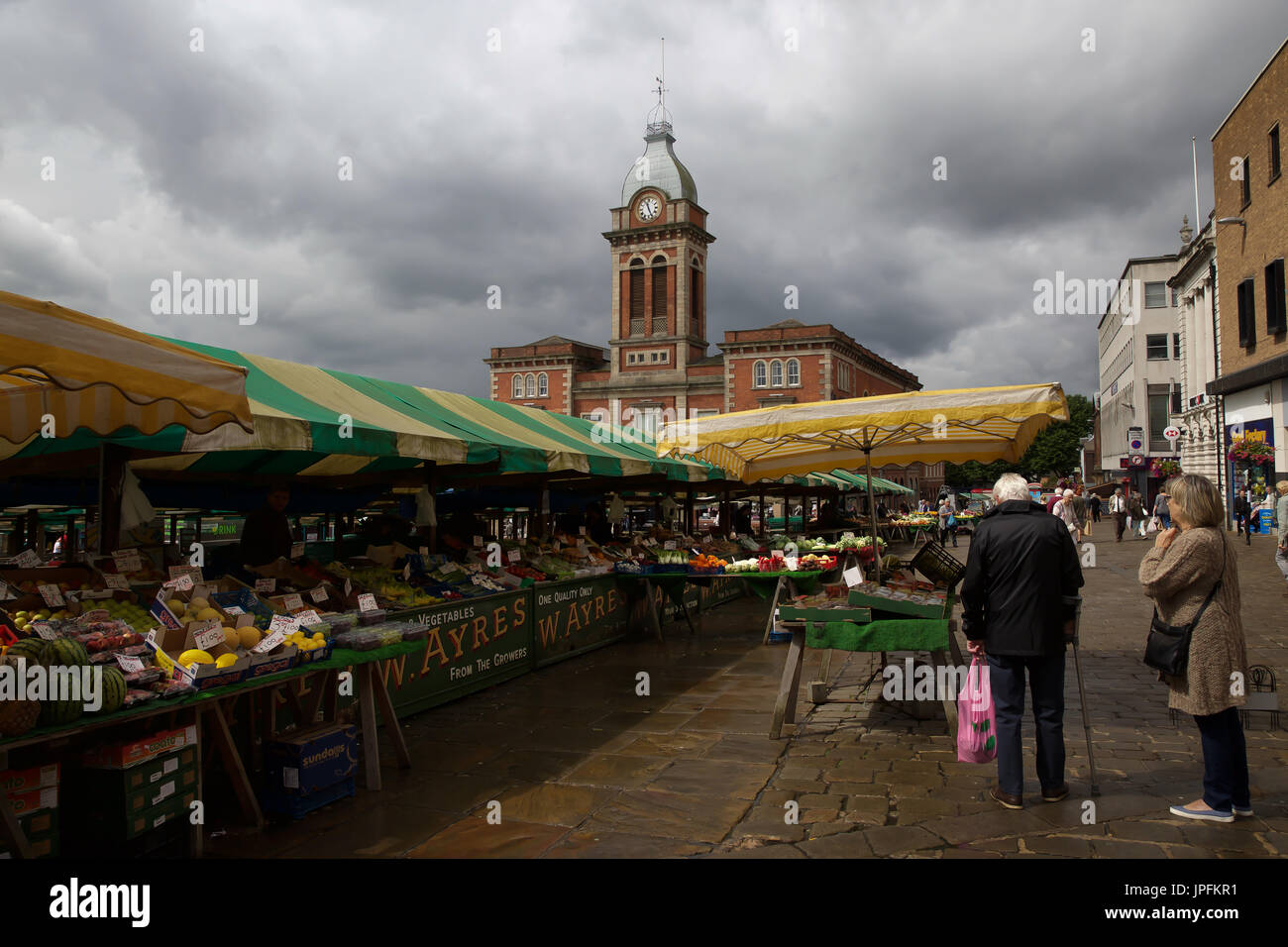 Chesterfield, UK. 1st Aug, 2017. UK Weather. Storm clouds gather over ...