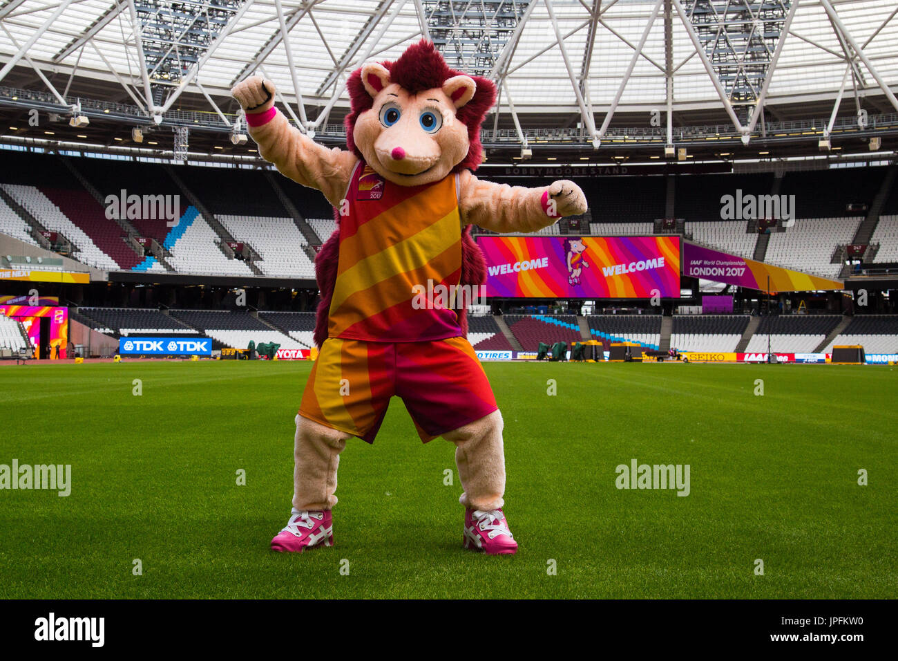 Uk athletics mascot hi-res stock photography and images - Alamy