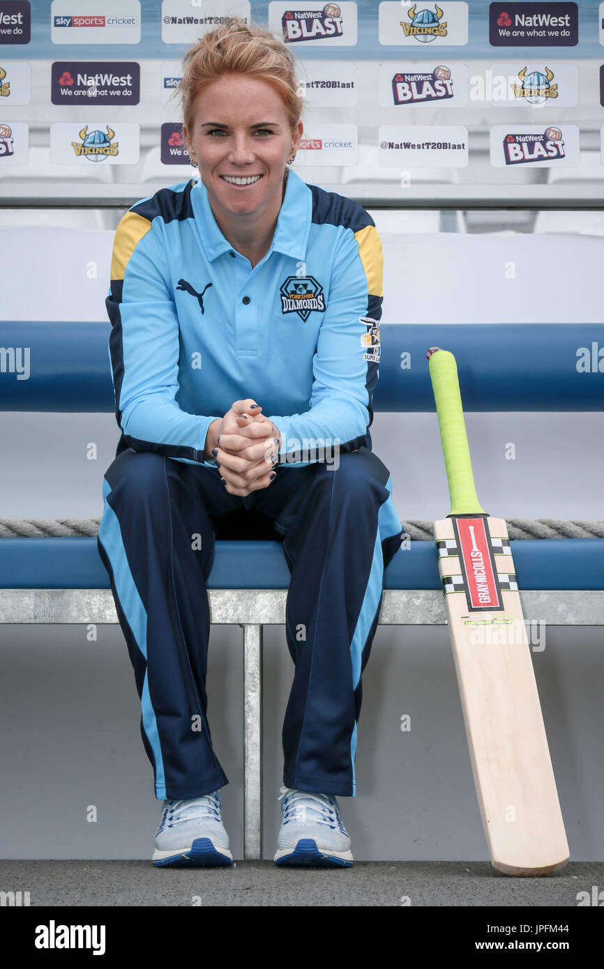 Captain of the england womens cricket team hi-res stock photography and ...