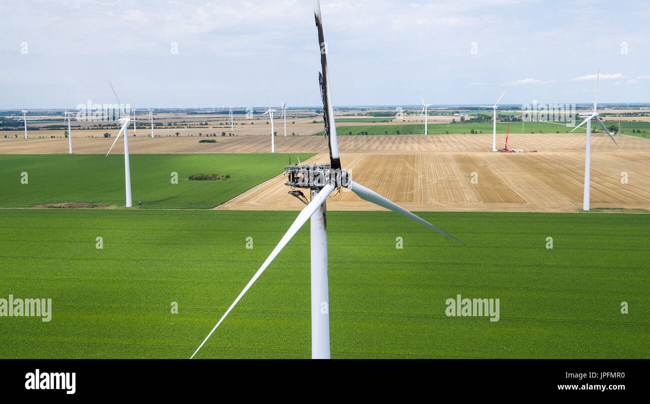 Kothen, Germany. 01st Aug, 2017. Picture of a burned wind turbine taken ...