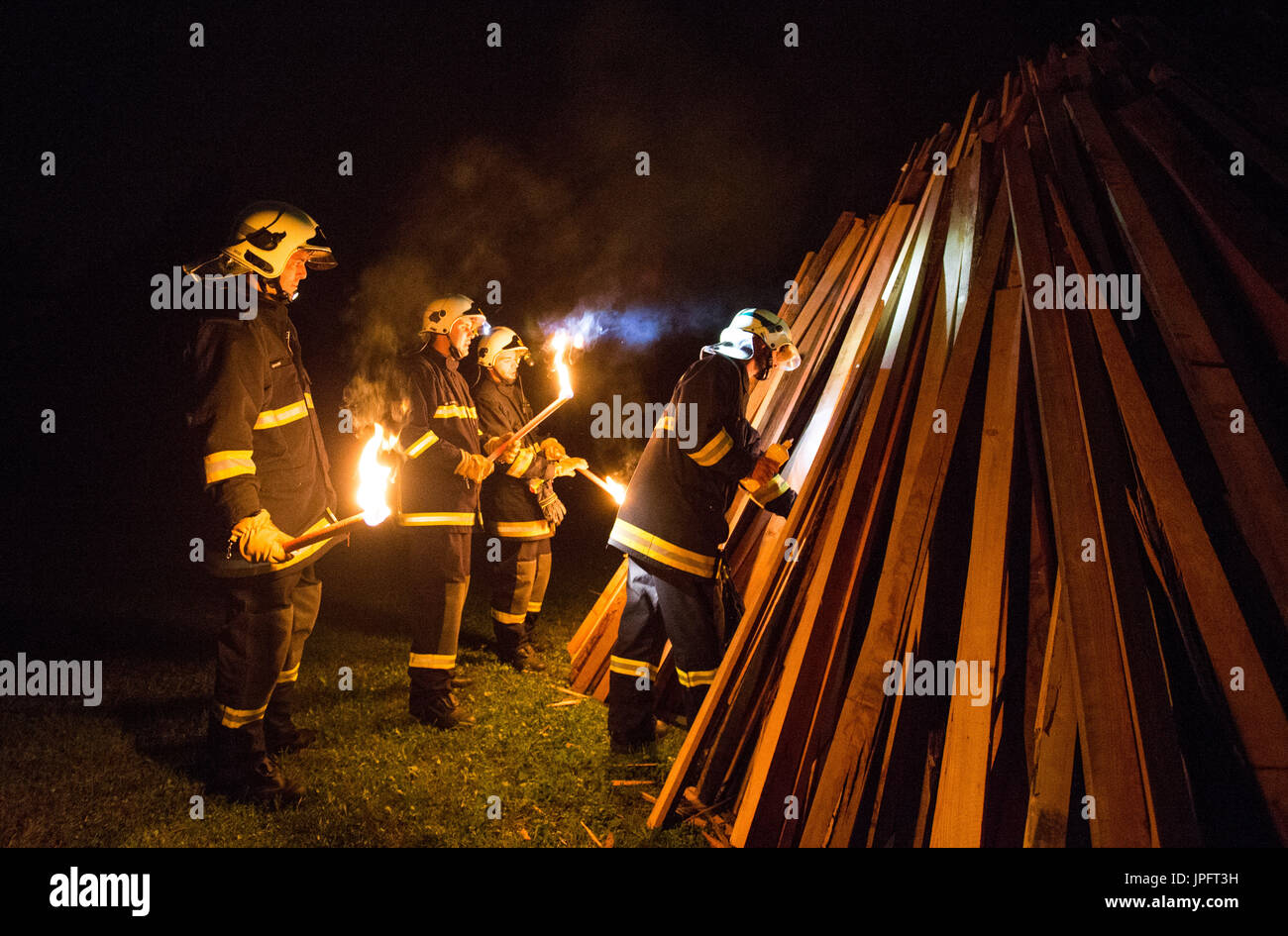Bonfire switzerland hi-res stock photography and images - Alamy