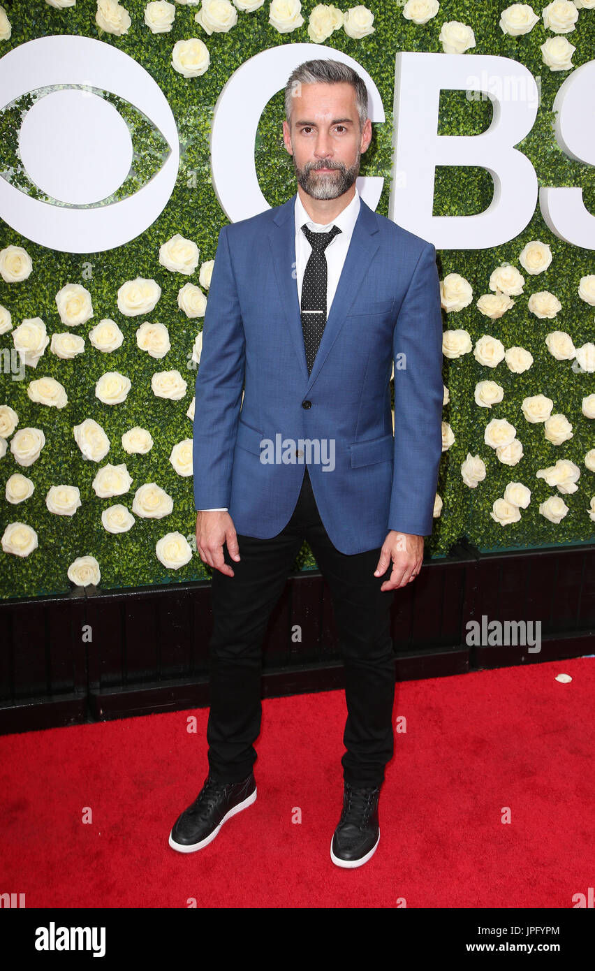 Jay harrington hi-res stock photography and images - Alamy