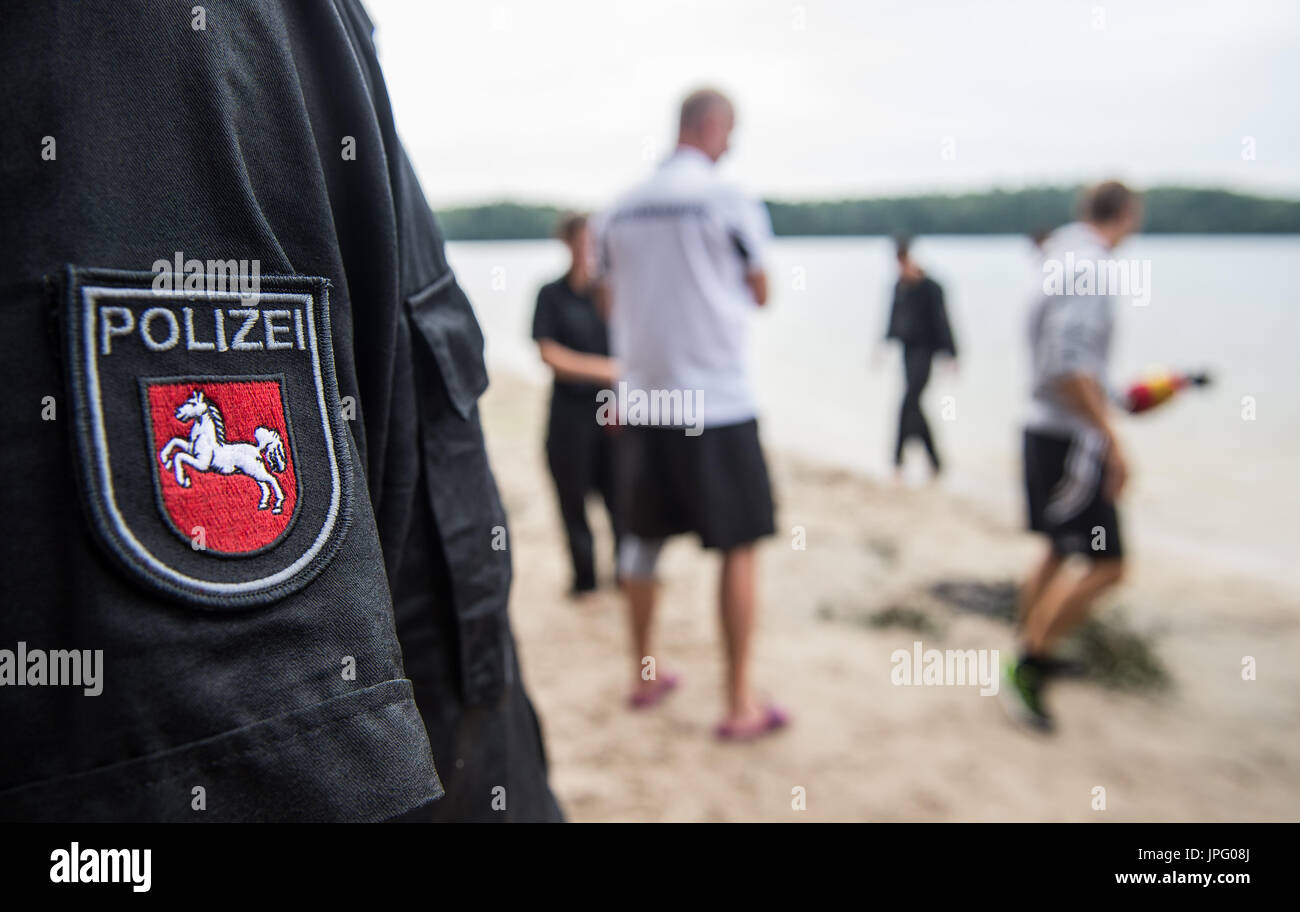 Officers insignia hi-res stock photography and images - Alamy