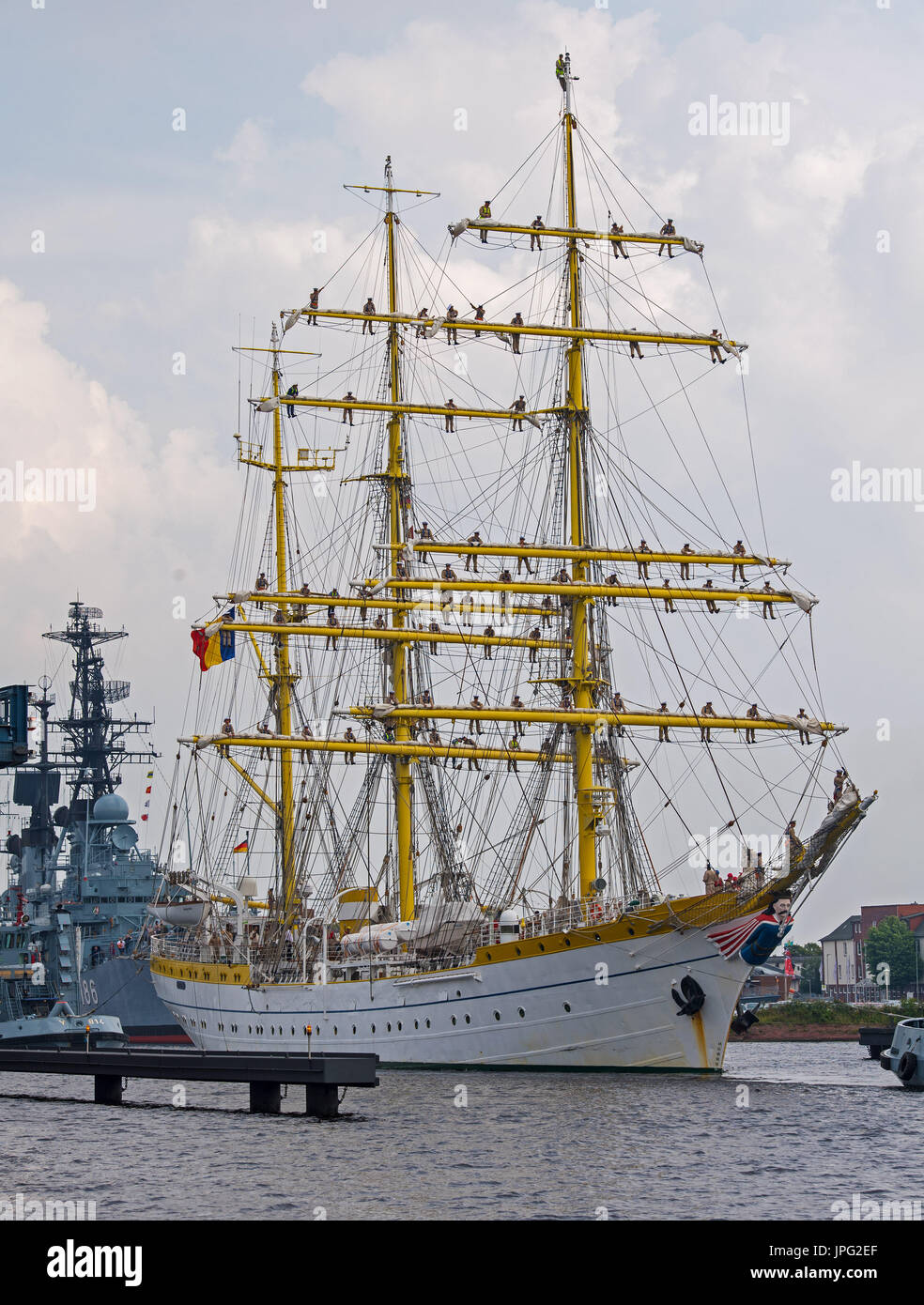 Three mast ship hi-res stock photography and images - Alamy