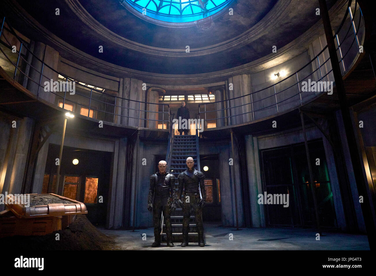 THE STRAIN, top: Jonathan Hyde in 'One Shot' (Season 4, Episode 3 ...