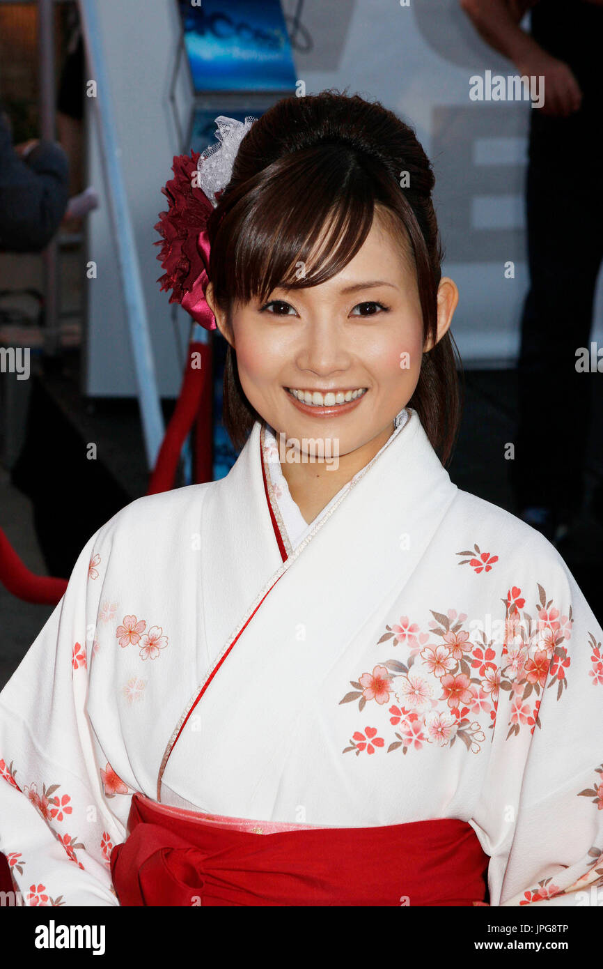 Natsumi Abe at the Los Angeles Premiere of "High School Musical 3 ...