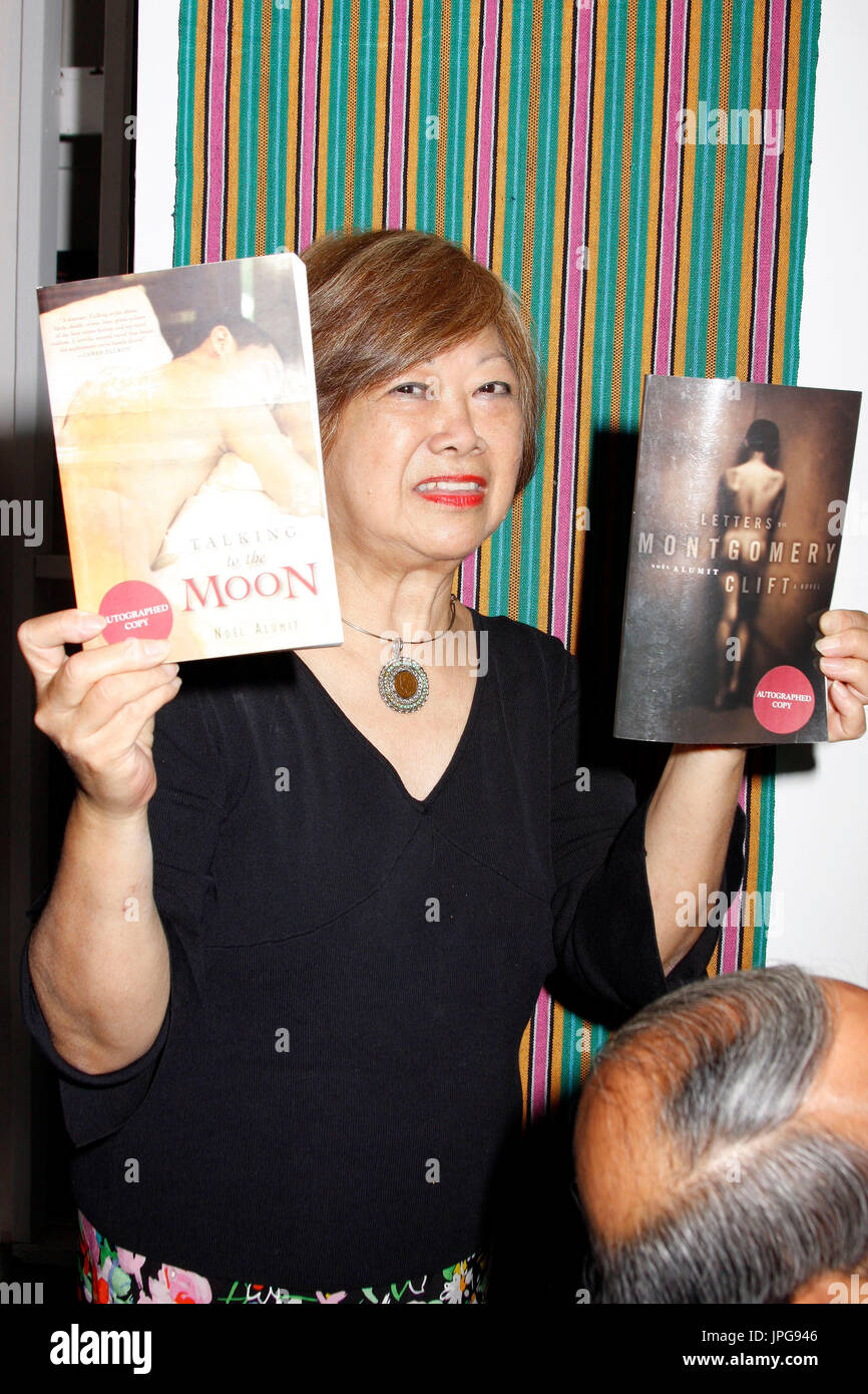 Linda Nietes at the Author's Night Growing Up In Historic Filipinotown ...