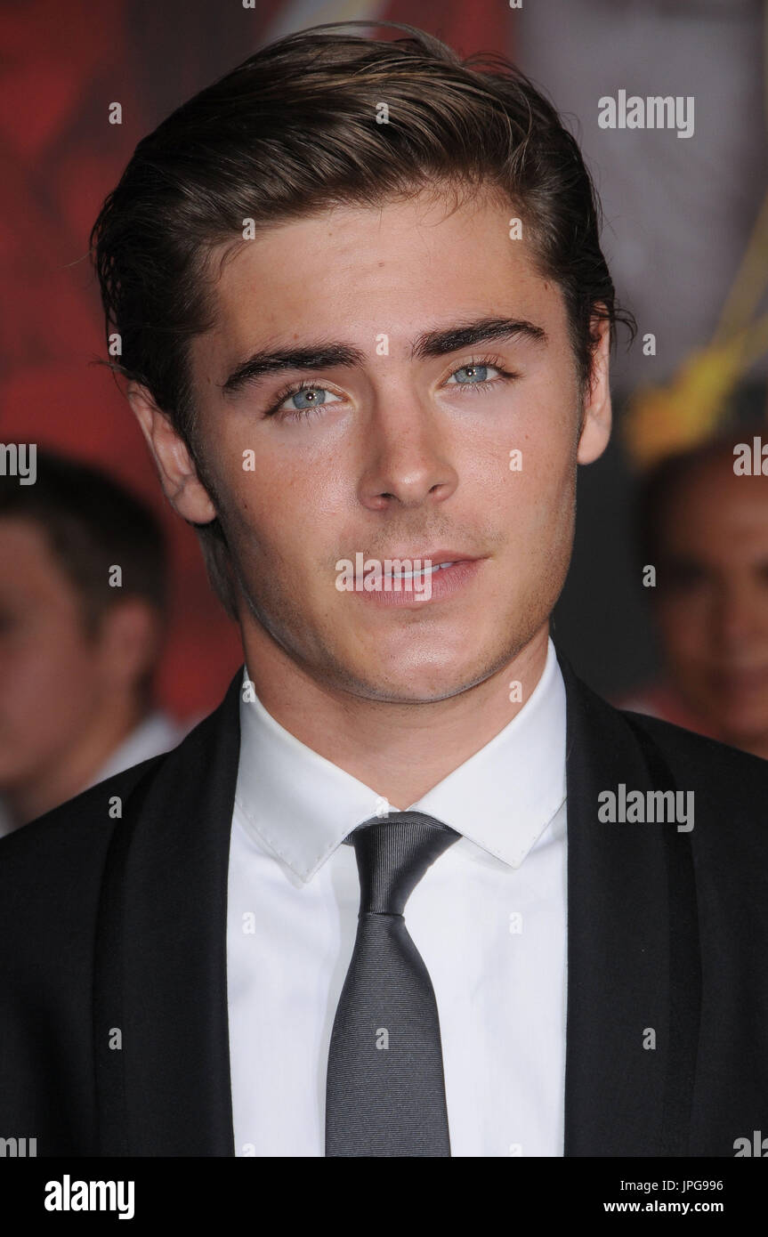 Zac Efron at the "High School Musical 3: Senior Year" Los Angeles ...