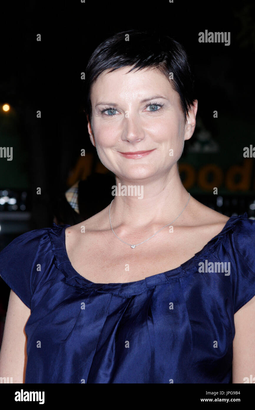 Kerri Kenney at the World Premiere of "Role Models" at Mann's Village ...