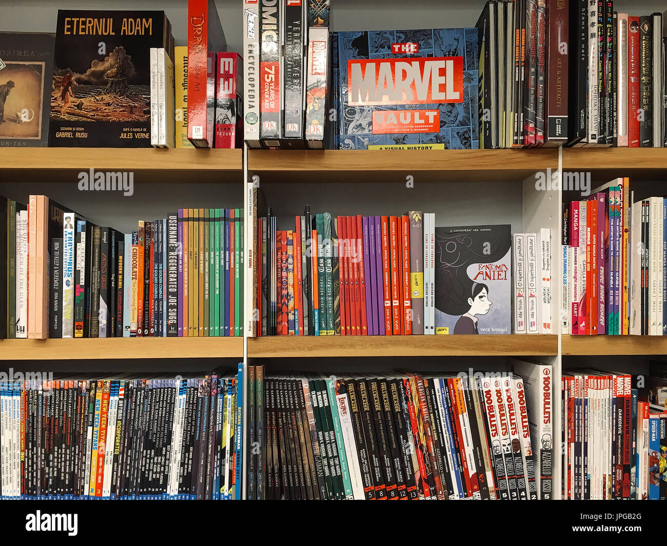 Marvel comics cover hi-res stock photography and images - Alamy