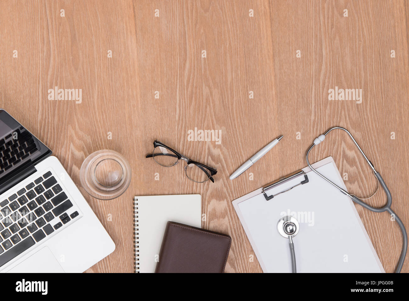 Doctor table hi-res stock photography and images - Alamy