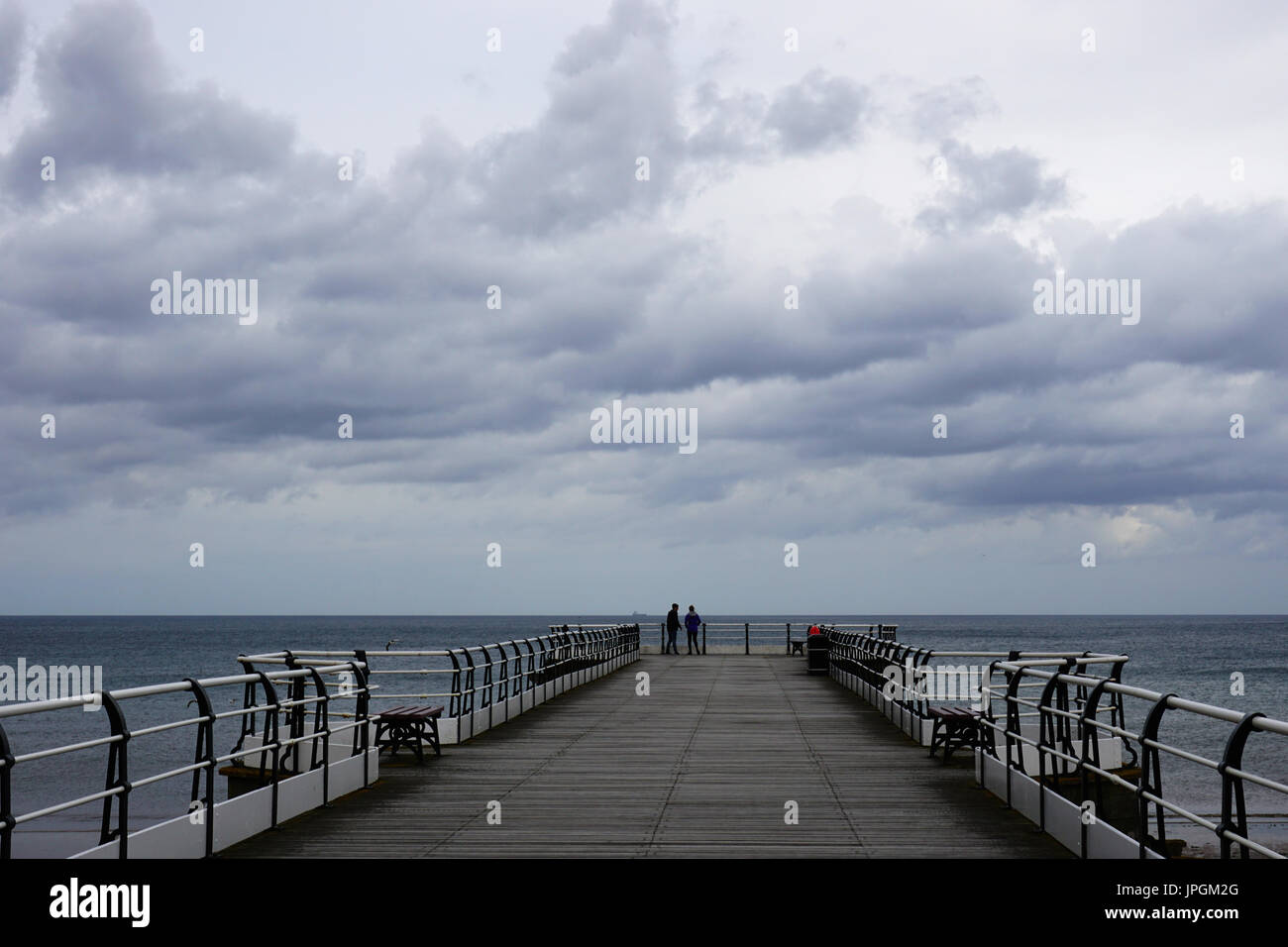 Looking over railings hi-res stock photography and images - Alamy