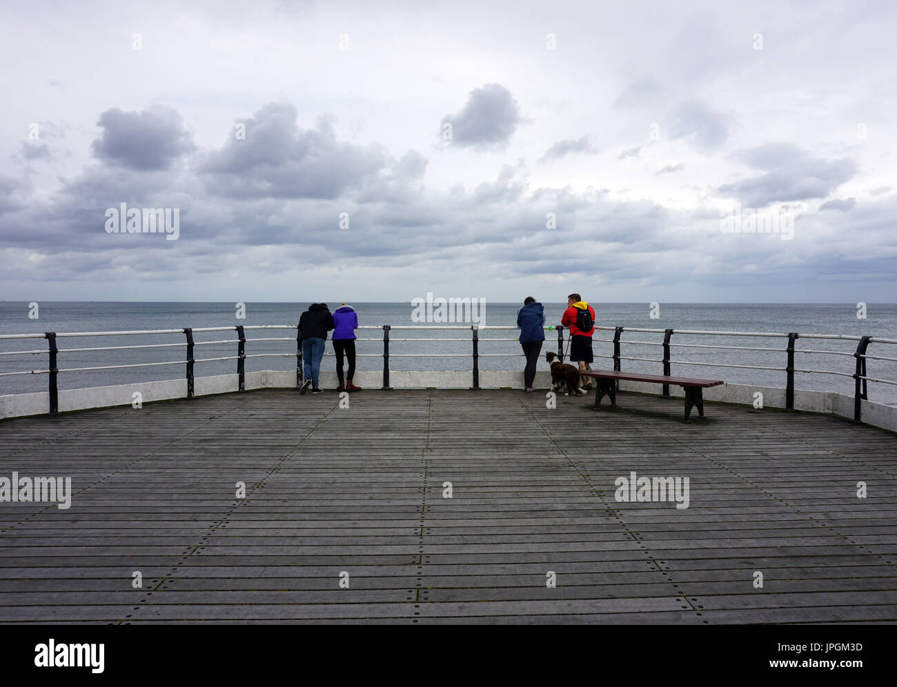 Saltburn End of Pier People Looking over the end Stock Photo - Alamy