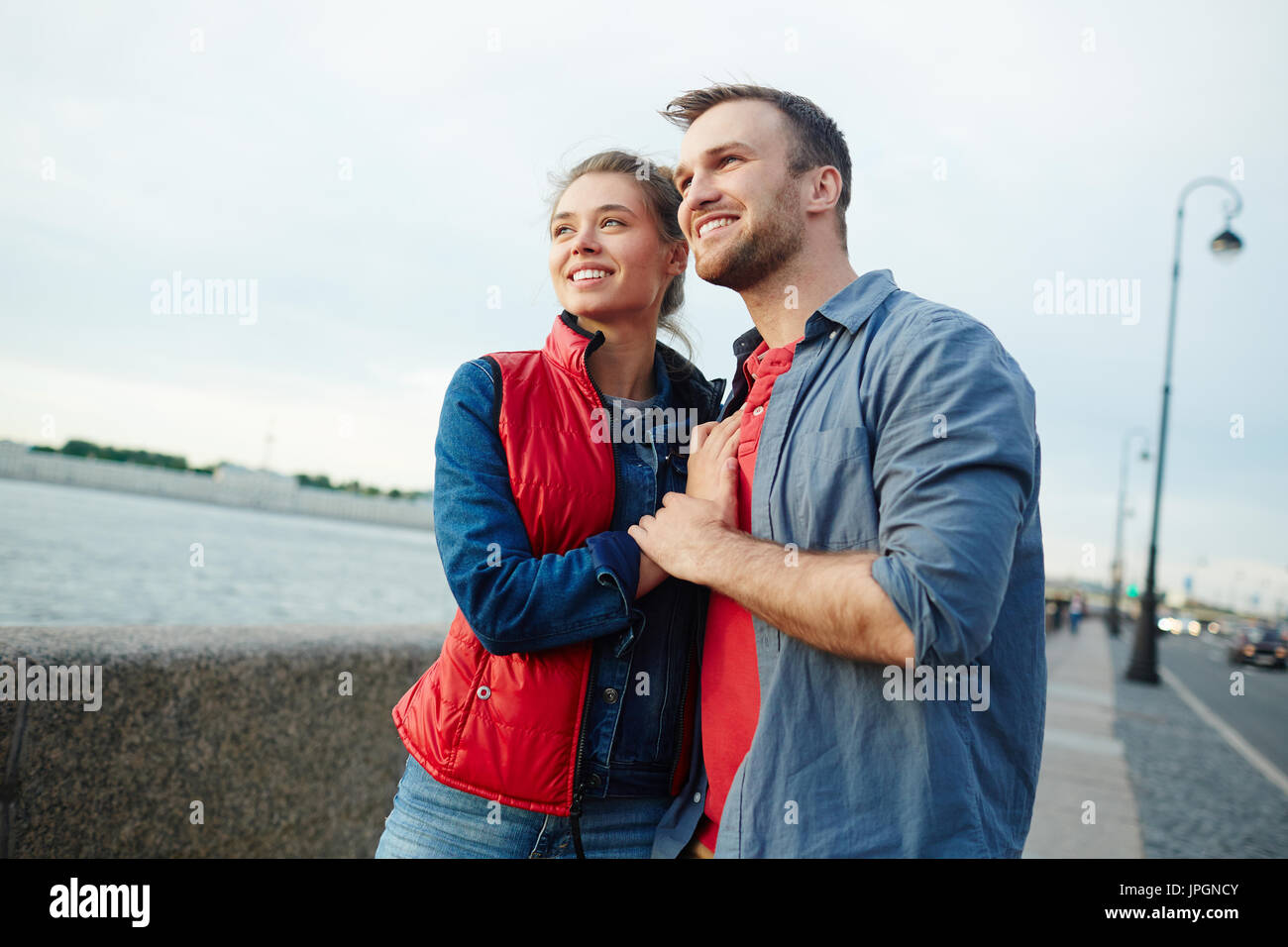 Foreign city hi-res stock photography and images - Alamy