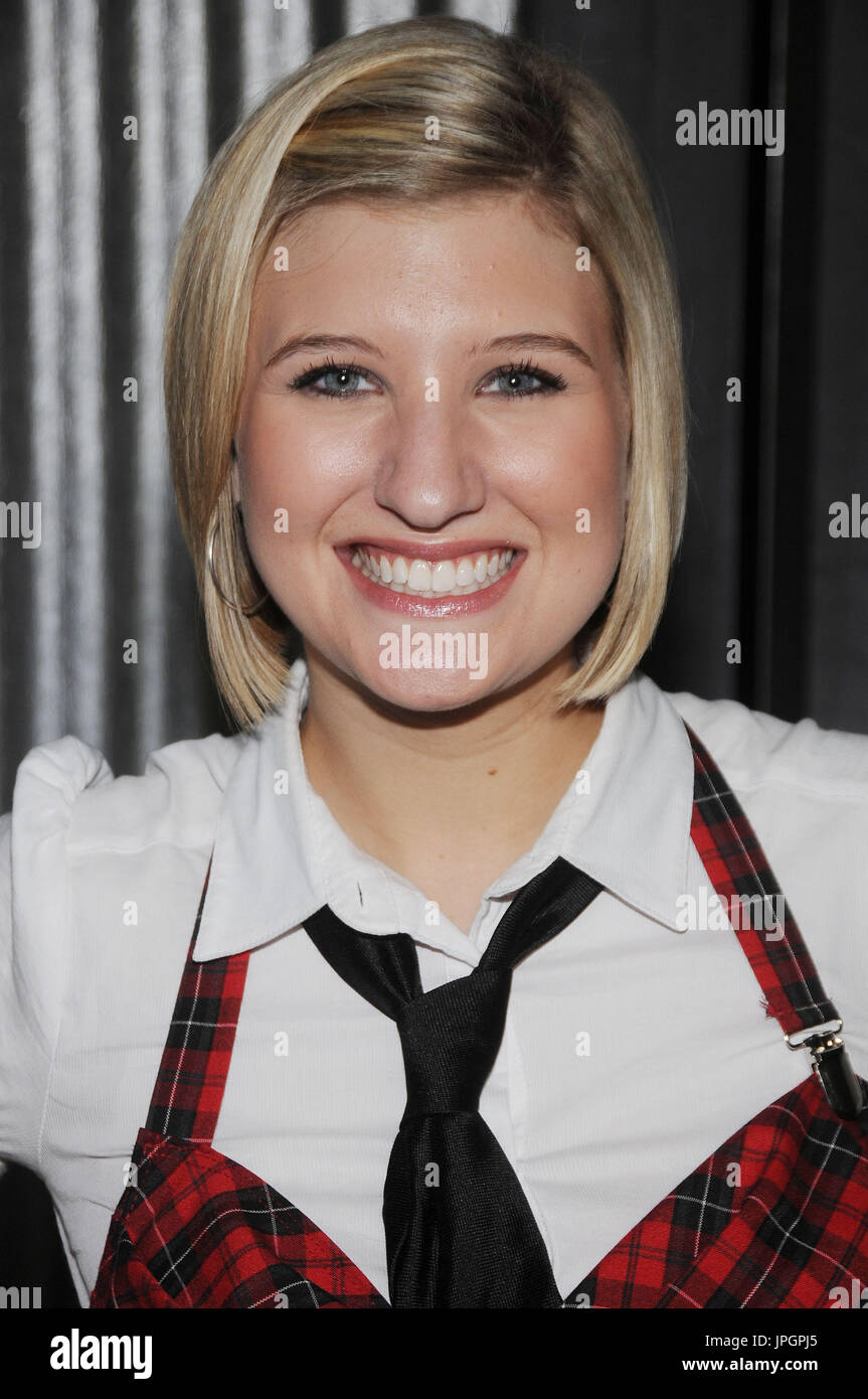 Cara Petrunich of Dynamic Edition at the live taping of Randy Jackson s ...