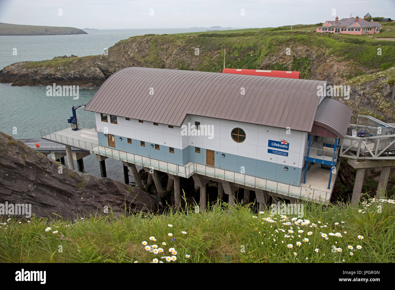 Lifeboat stations hi-res stock photography and images - Alamy