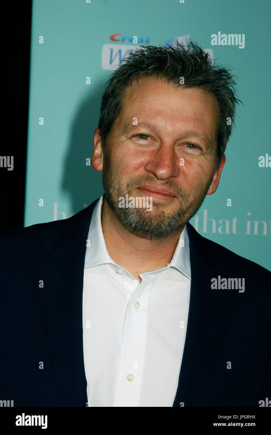 Ken Kwapis at the Los Angeles Premiere of HE'S JUST NOT THAT INTO YOU ...