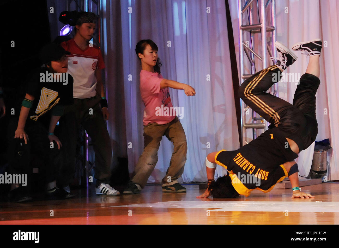 Queen of Queens of Japan at Freestyle Session 2008 11th Anniversary ...