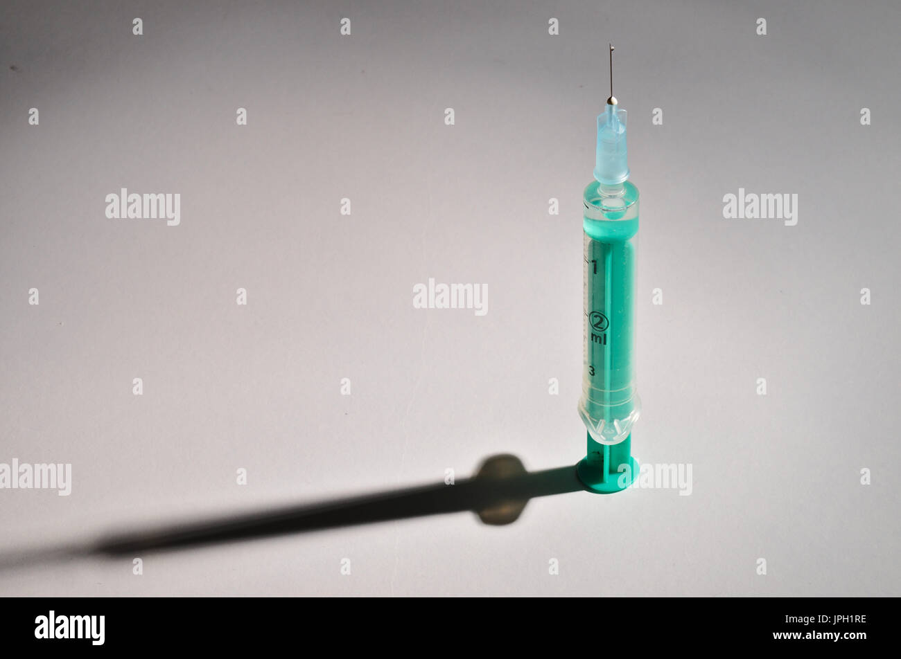 Medical health syringe hi-res stock photography and images - Alamy