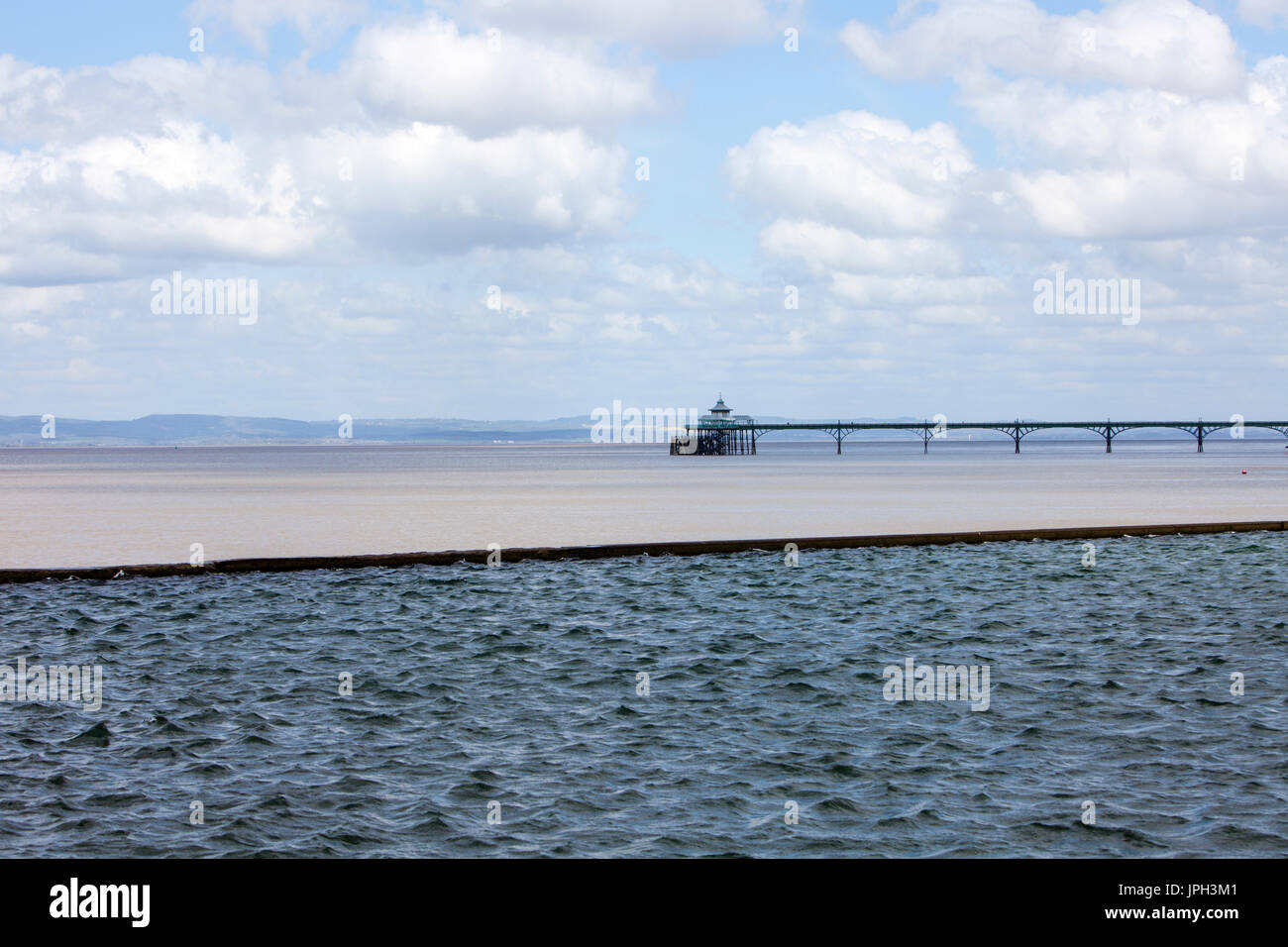 Clevedon beach swimming hi-res stock photography and images - Alamy