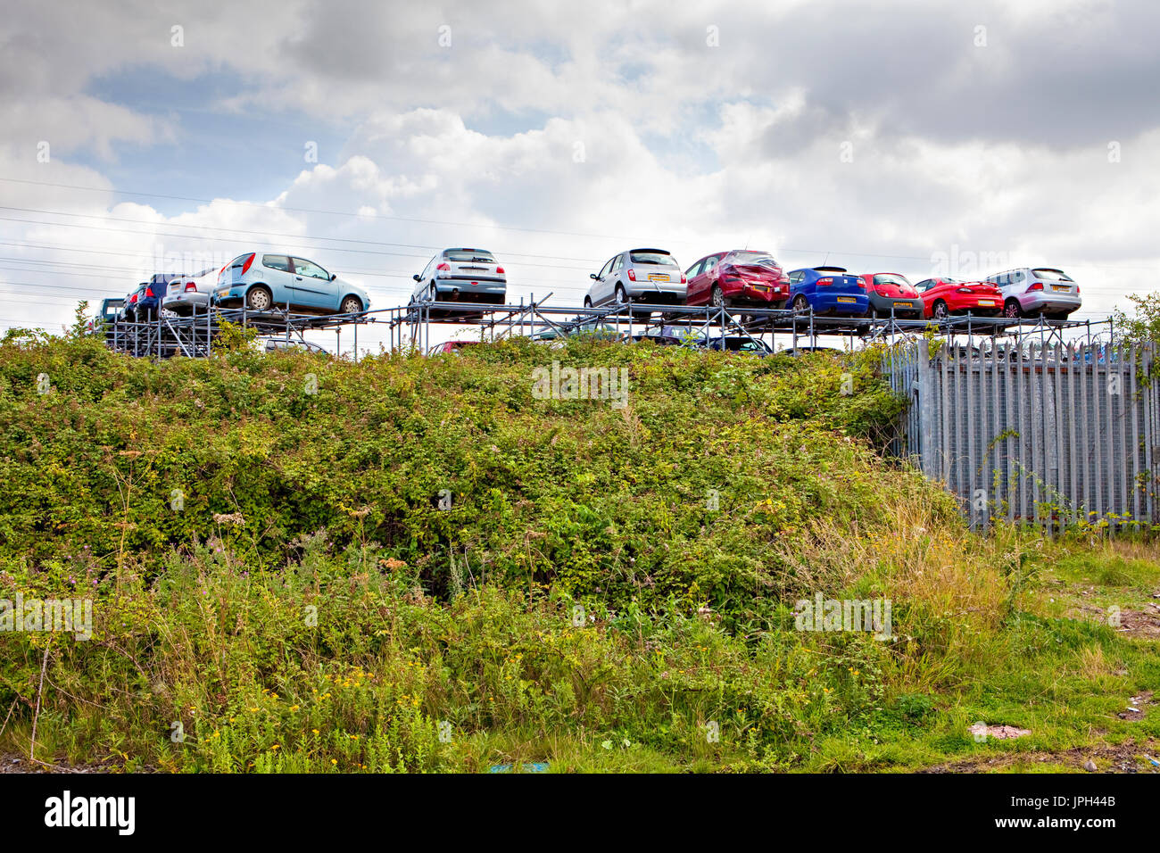 Scaffolding yard hi-res stock photography and images - Alamy