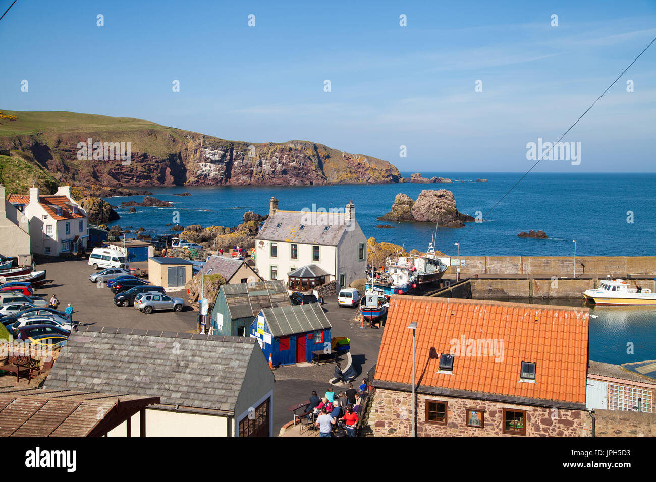 St Abbs harbour, Berwickshire, Scottish Borders Stock Photo - Alamy