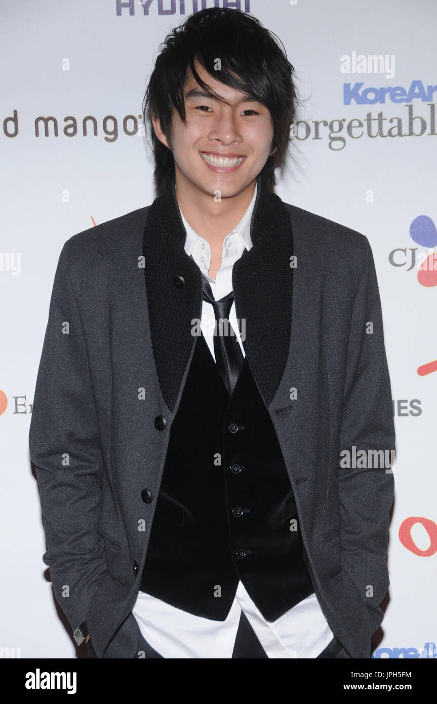 Justin Chon at the KoreAm Journal's 7th Annual "Unforgettable: A Night ...
