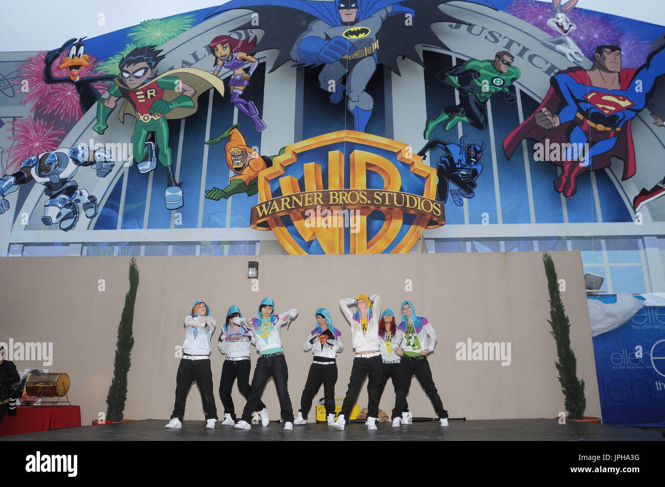 Beat Freaks at the Warner Bros. Animation Billboard Unveiling ...