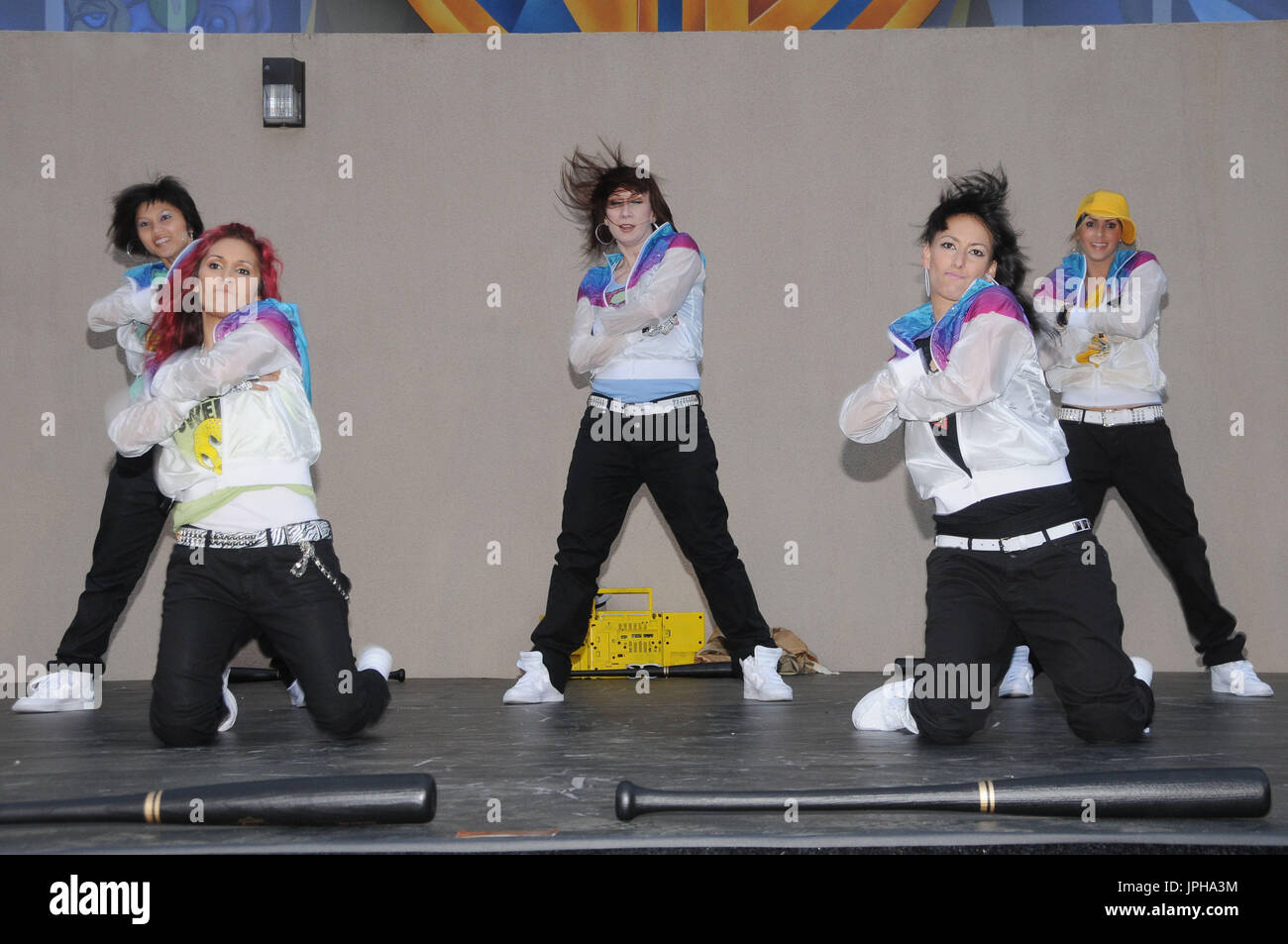 Beat Freaks at the Warner Bros. Animation Billboard Unveiling ...