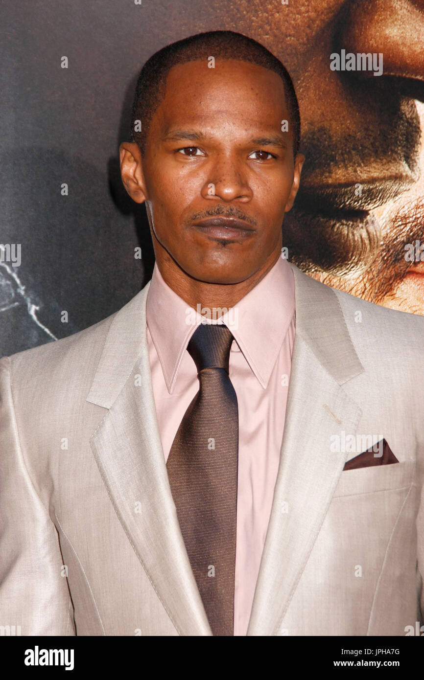 Jamie Foxx at the Los Angeles Premiere of THE SOLOIST held at the ...