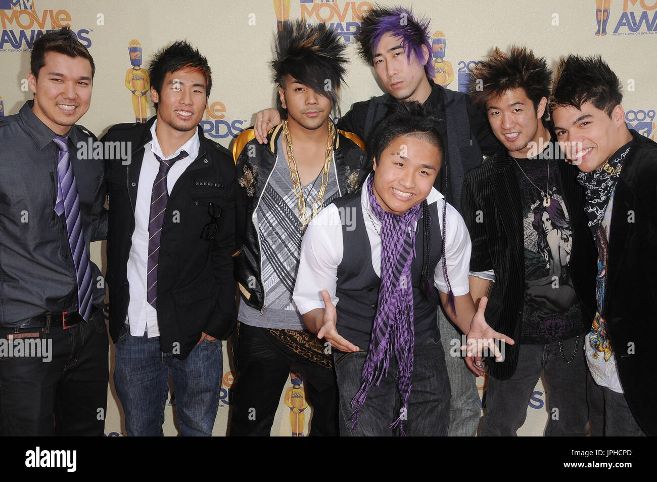 Quest Crew at the 2009 MTV Movie Awards - Arrivals held at The Gibson Amphitheater in Universal ...