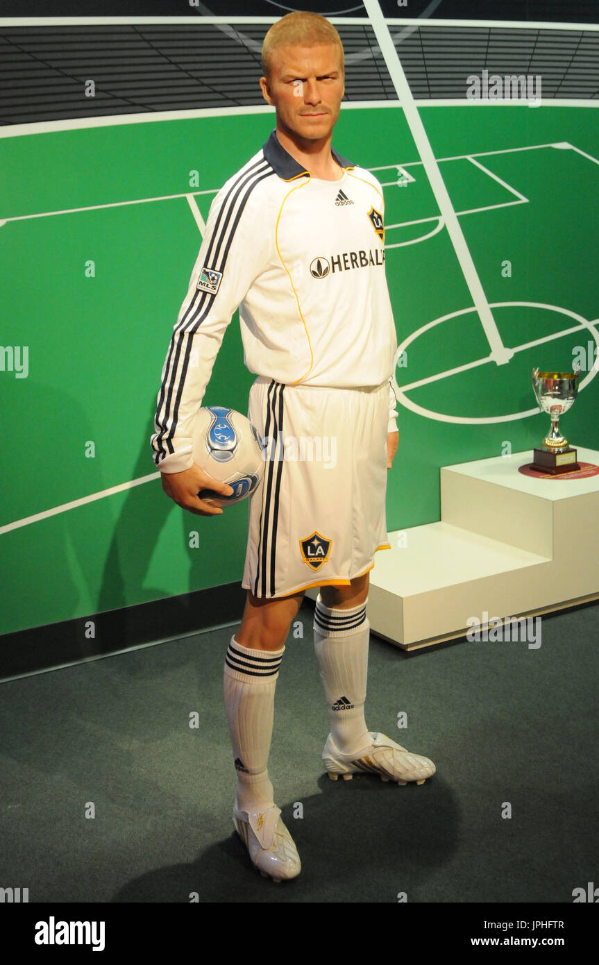 David Beckham wax figure at the Madame Tussauds Hollywood Ribbon ...