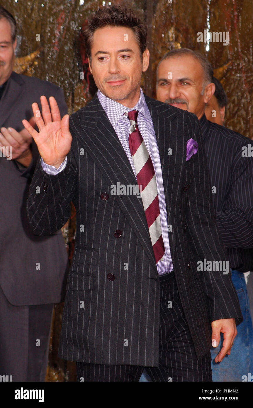 Robert Downey Jr at the Hand and Footprint Ceremony for Robert Downey ...
