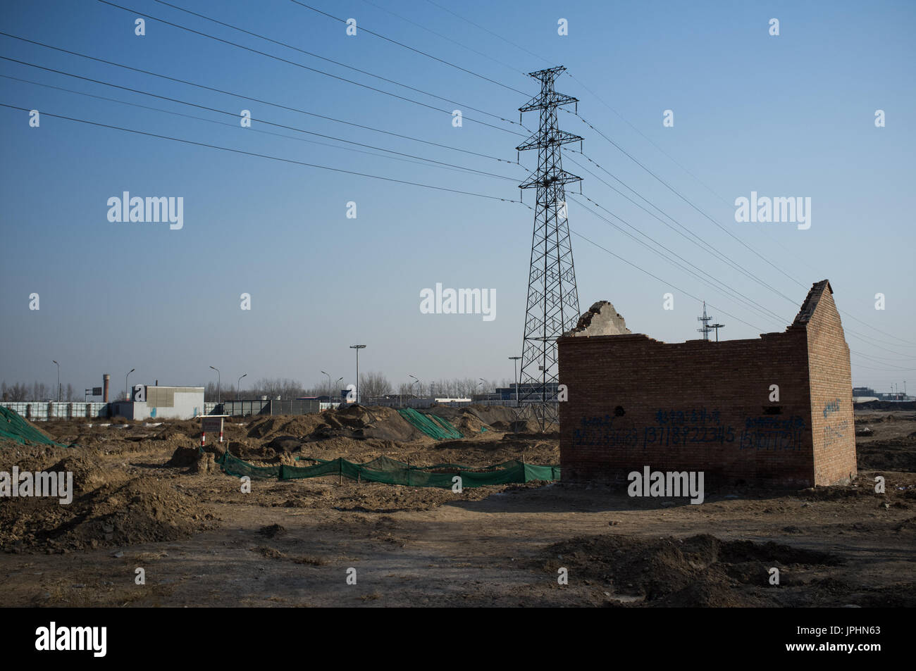 Outskirts city hi-res stock photography and images - Alamy