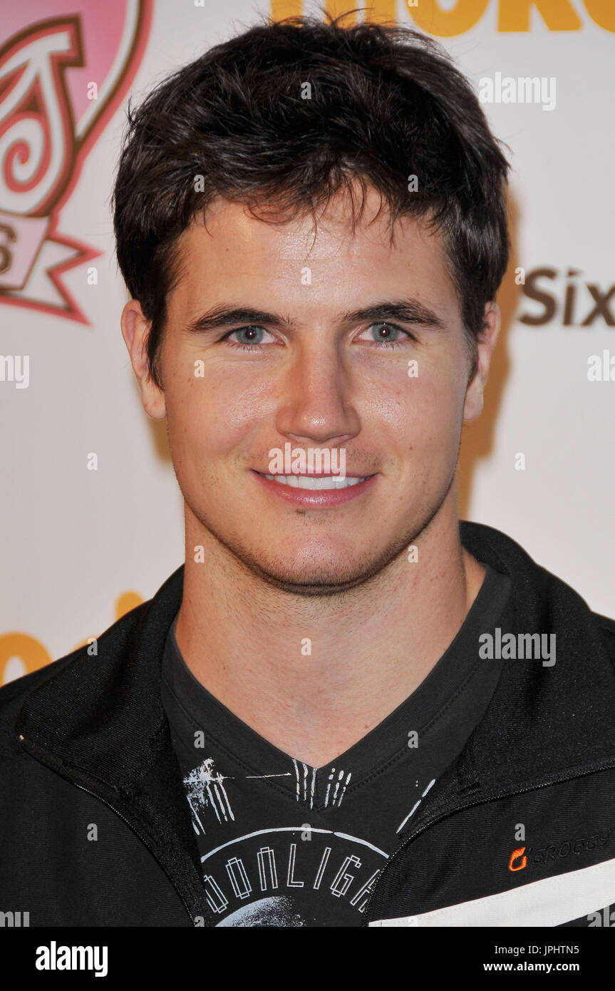 Robbie Amell at the World Premiere Screening of Nickelodeon's "School ...