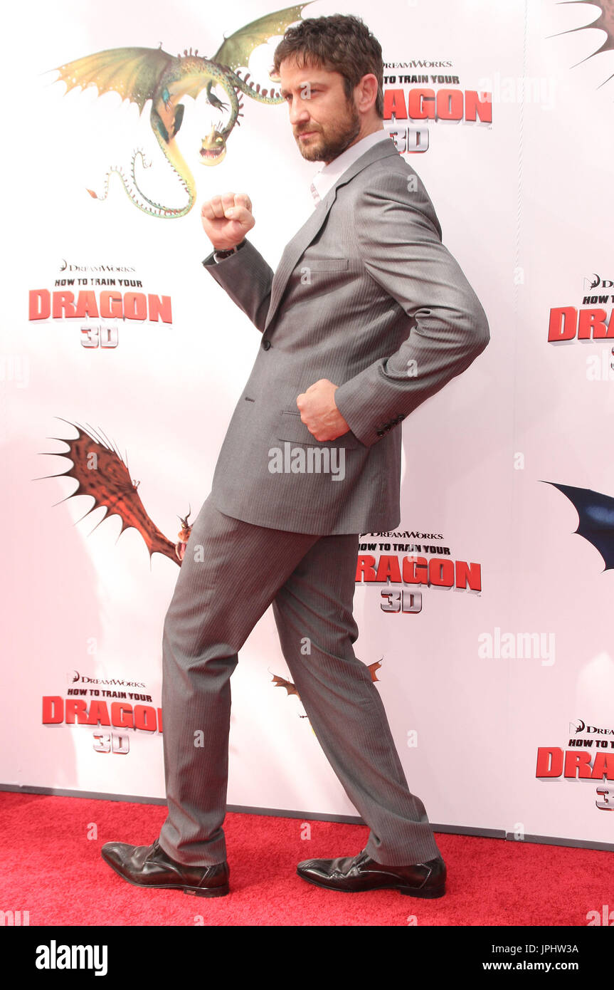 Gerard Butler at the Los Angeles Premiere of "How To Train Your Dragon ...