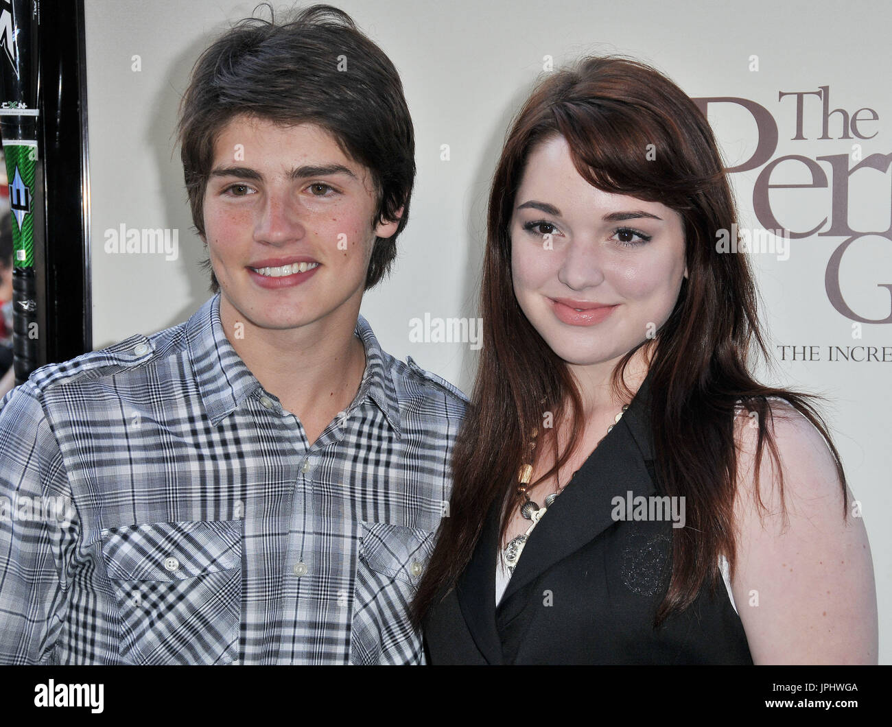Gregg Sulkin & Jennifer Stone at the Los Angeles Premiere of "The ...
