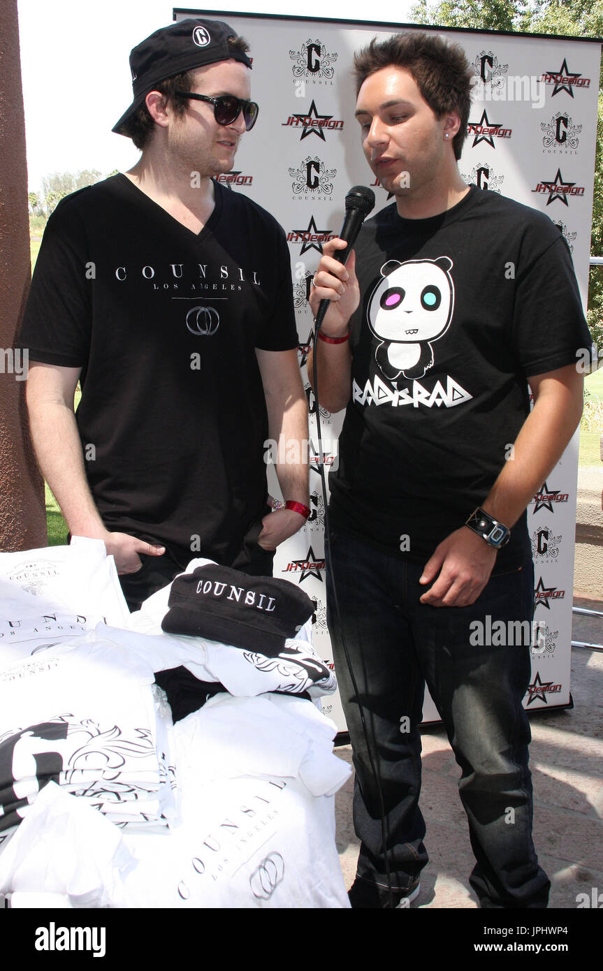 (l-r) Mikey Carlson of Counsil and JH Designs with Chris Trondsen of ...