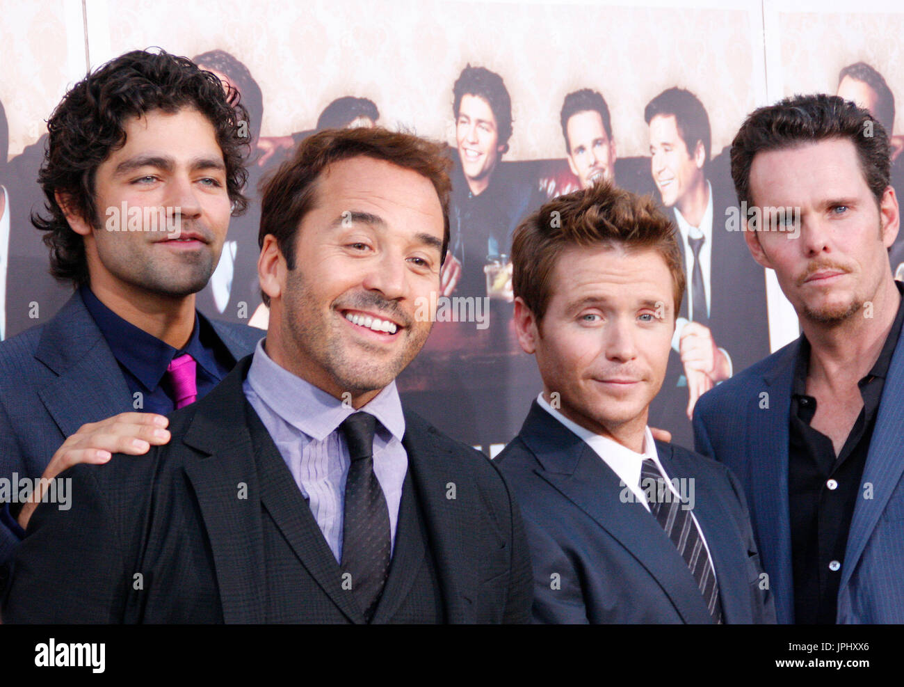 (l-r) Adrien Grenier, Jeremy Piven, Kevin Connolly, Kevin Dillon at the ...