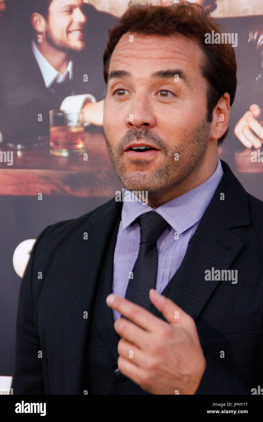 Jeremy Piven at the Los Angeles Premiere of the HBO Original Series ...