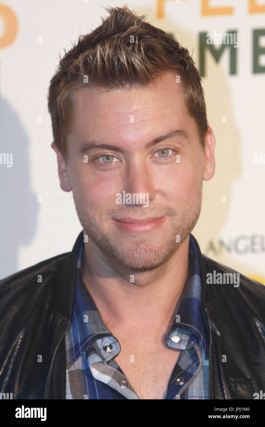 Lance Bass arrives at the red carpet for Rock A Little, Feed A Lot ...