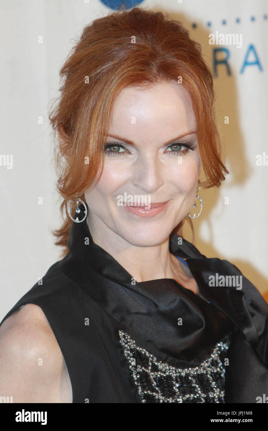 Marcia Cross arrives at the red carpet for Rock A Little, Feed A Lot ...