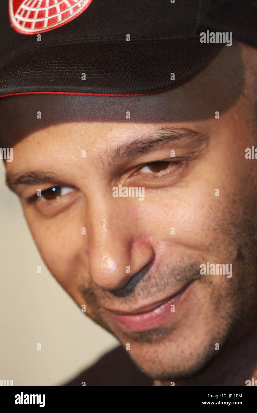 Tom Morello arrives at the red carpet for Rock A Little, Feed A Lot ...