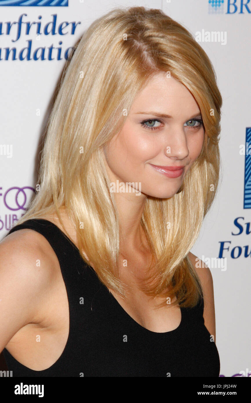 Katie Gill at the Surfrider Foundation's 25th Anniversary Gala held at ...